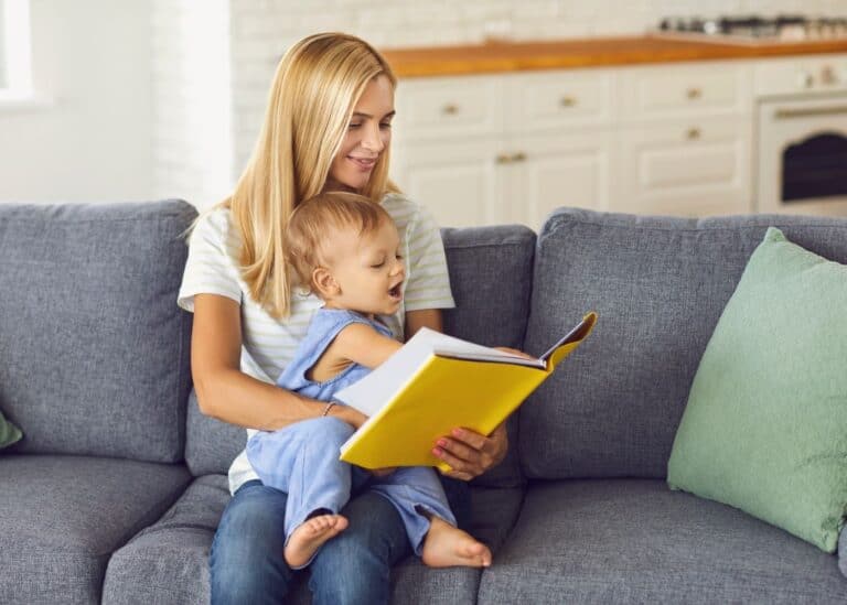 18 nanny tips for toddlers 👶💡 Uncover secrets to a happy, busy toddler!