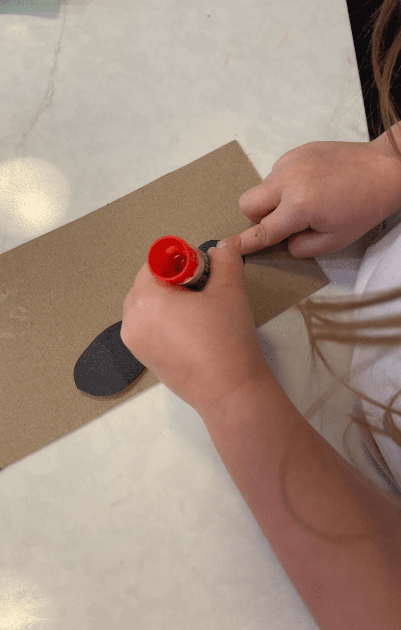 Static electricity experiment 💥⚡ Ignite curiosity with science!