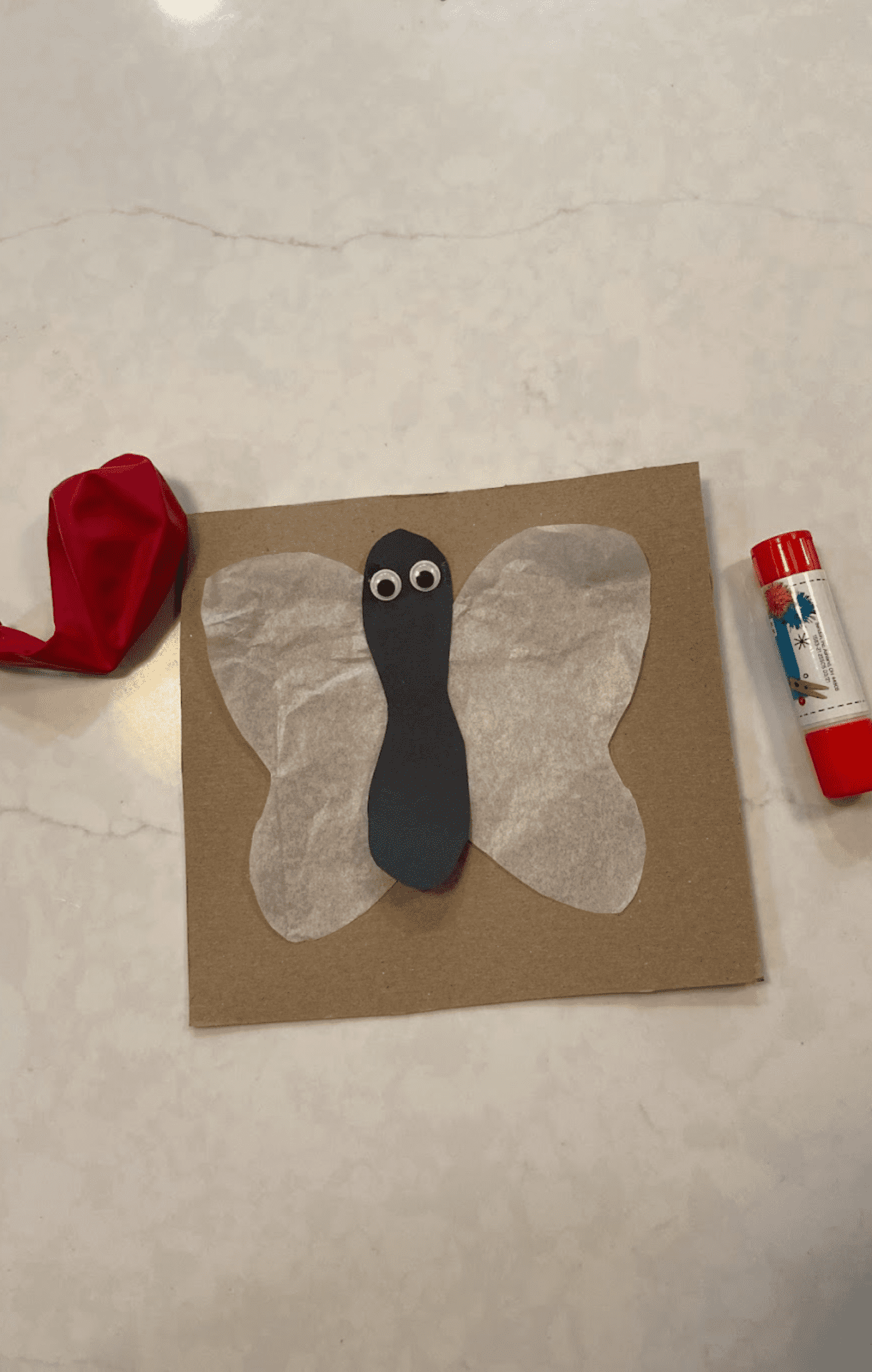 Static electricity experiment 💥⚡ Ignite curiosity with science!